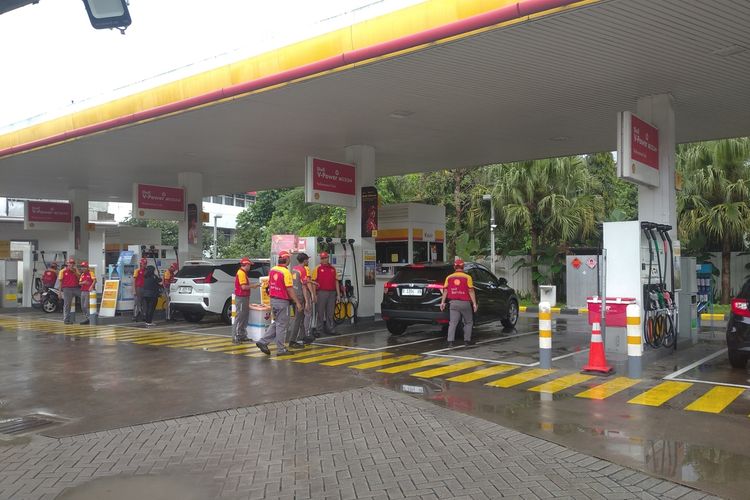 SPBU Shell Beroperasi Lagi, V-Power Diesel Dijual Rp 30.890 per Liter ...