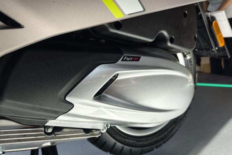Vespa GTS Super Tech 250 Meluncur, Harga Rp 97 Juta - TopCarNews