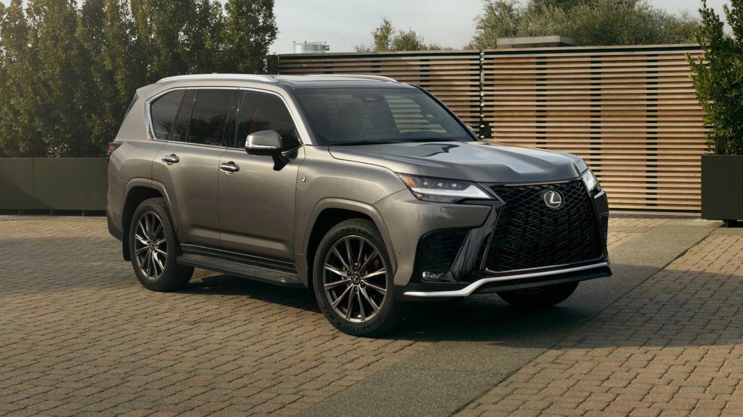Lexus ES Chief Engineer Is ‘Not Happy’ About SUVs Taking Over - TopCarNews