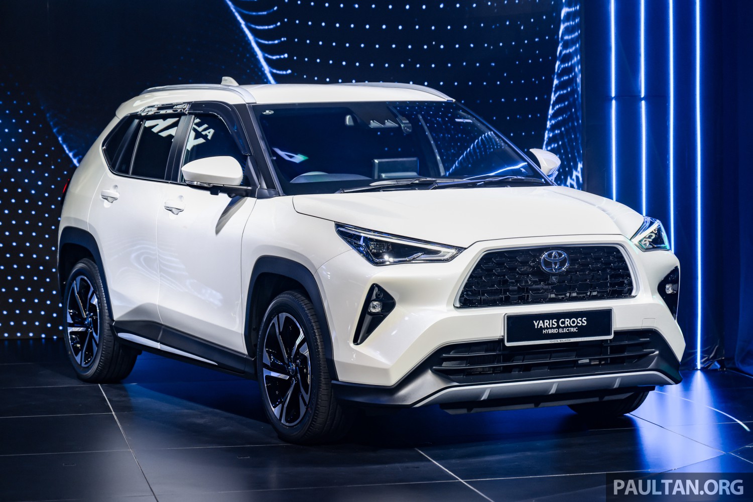 2026 Toyota 4Runner TRD Pro vs. 2026 Ford Bronco Raptor: 5 key ...